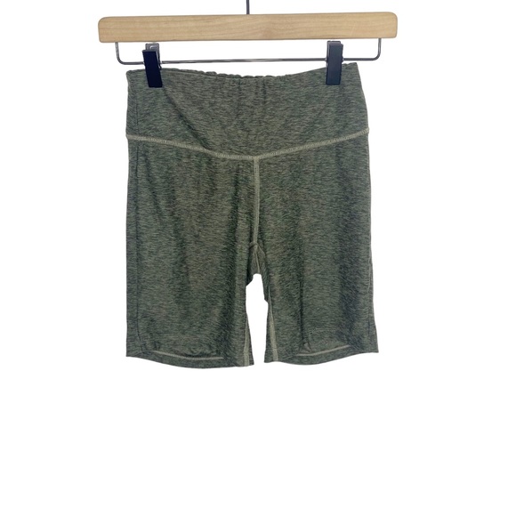 New Balance | Shorts | New Balance Hunter Green Biker Shorts Euc Xxs ...
